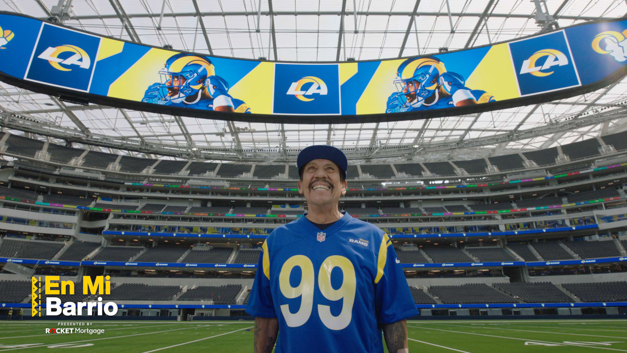 Danny Trejo's path to feeding Los Angeles | En Mi Barrio