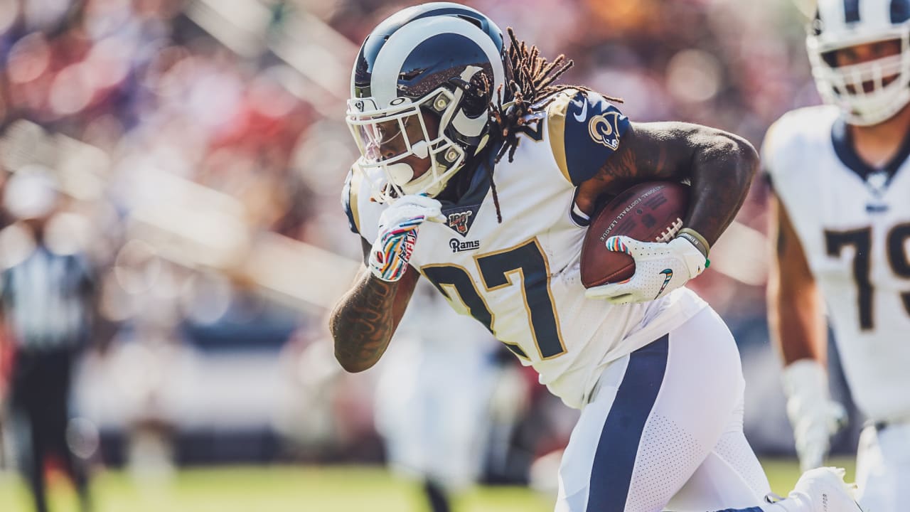 Darrell Henderson weaves through D for explosive 22-yard gain