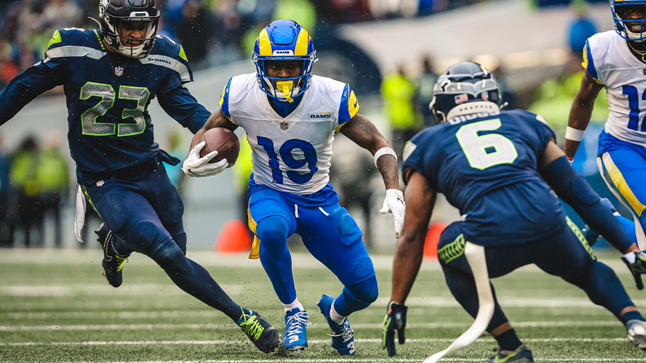 Los Angeles Rams wide receiver Brandon Powell trap play 15-yard gain ...