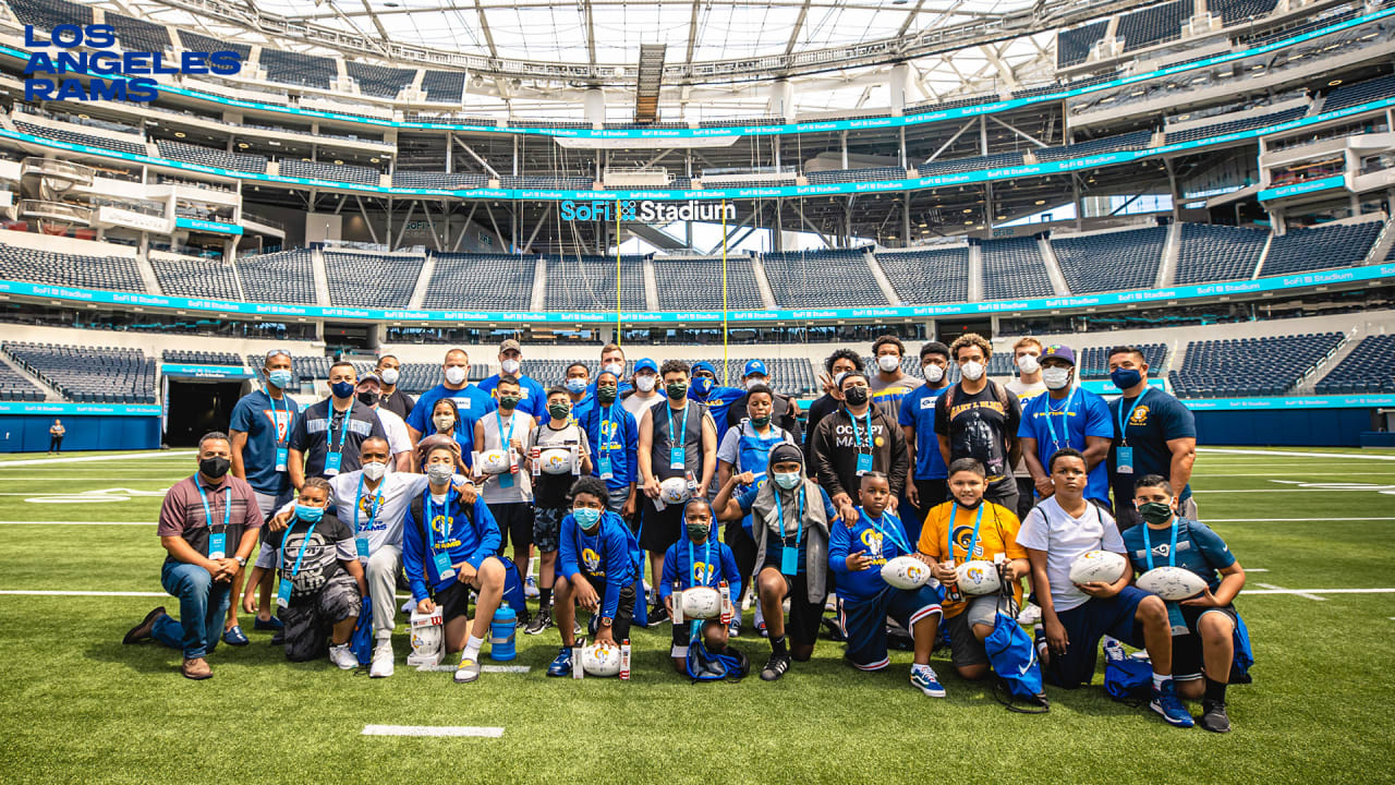 PHOTOS: Watts Rams first look at SoFi Stadium with surprise visit from ...