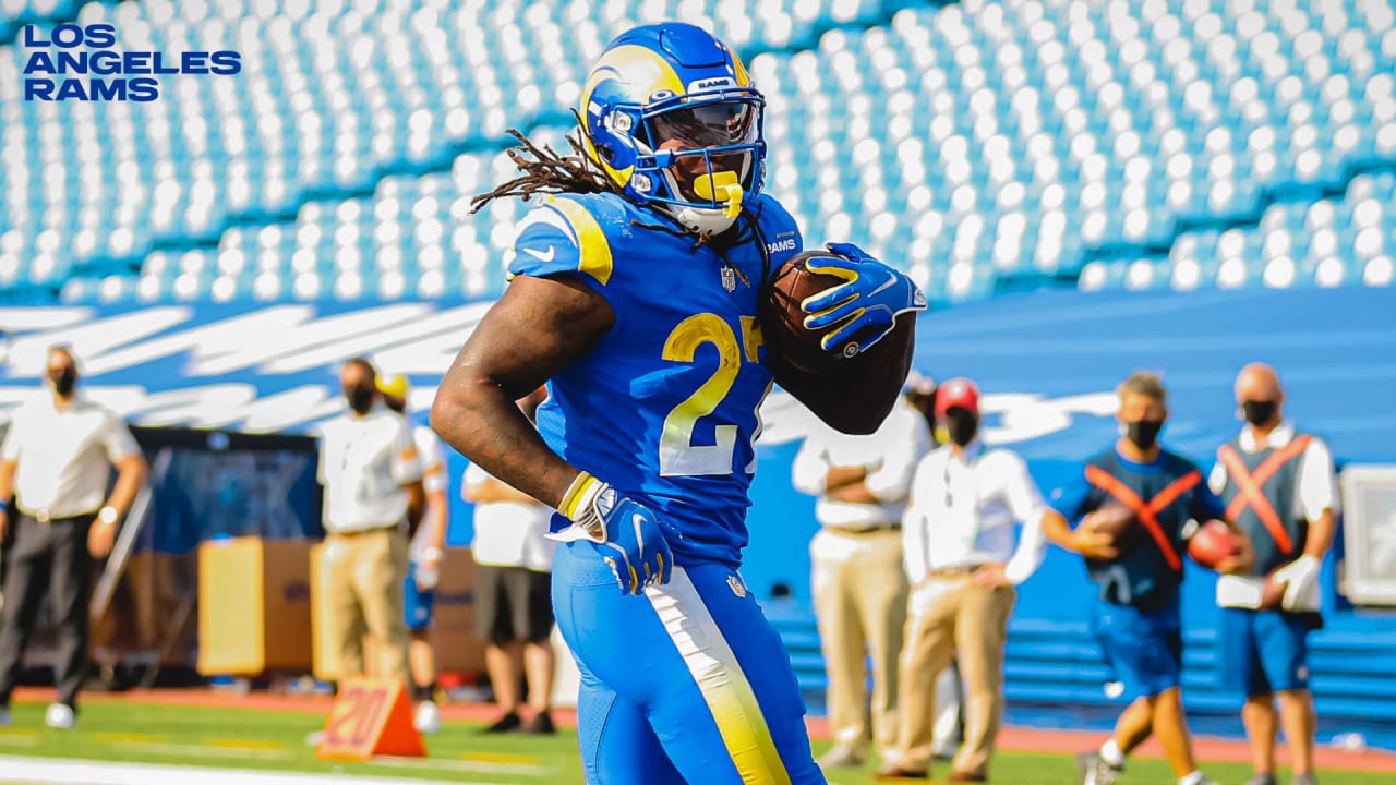 Another efficient, explosive game for Rams running back Darrell ...