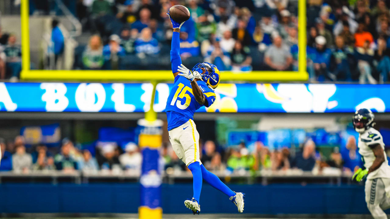Los Angeles Rams wide receiver Tutu Atwell's one-handed grab for a 30 ...