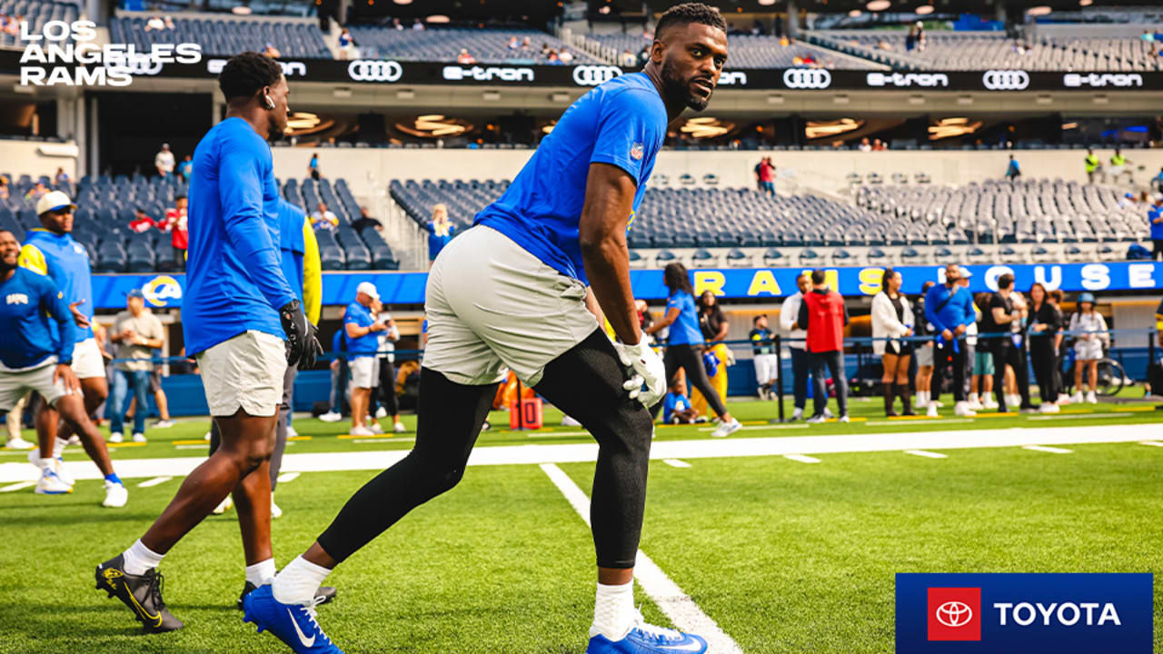PREGAME PHOTOS: Rams hit the field at SoFi Stadium for pregame warmups ...