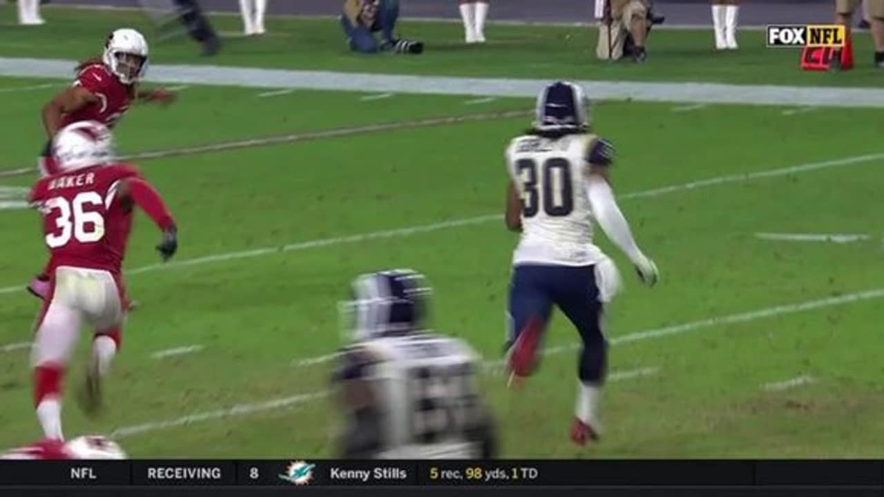 Rams RB Todd Gurley catches screen pass, reverses field for huge 33 ...