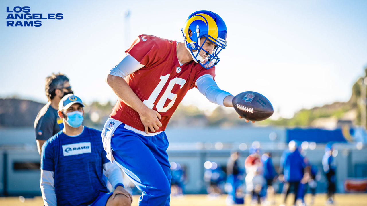 PHOTOS: Rams return to practice in preparation for Week 13 matchup in ...