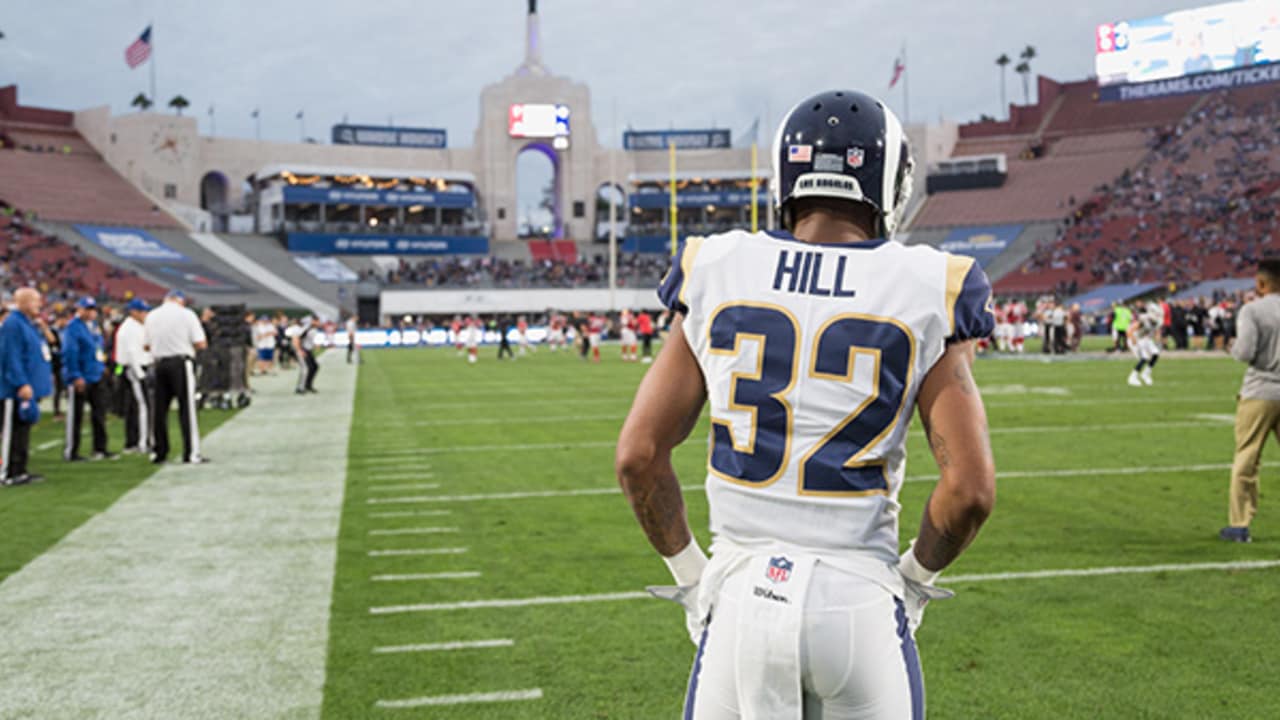Hill Named PFF Top-Five Cornerback for Wild Card Weekend