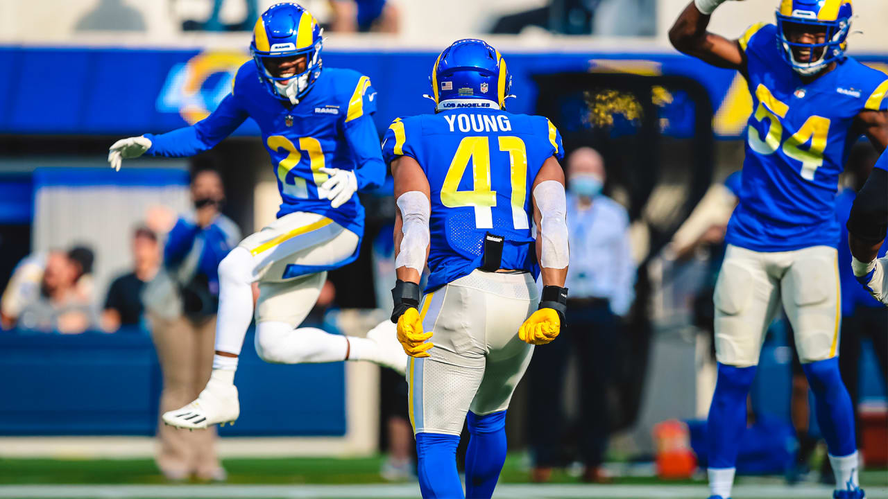 Lions quarterback Jared Goff cannot escape Rams linebacker Kenny Young ...