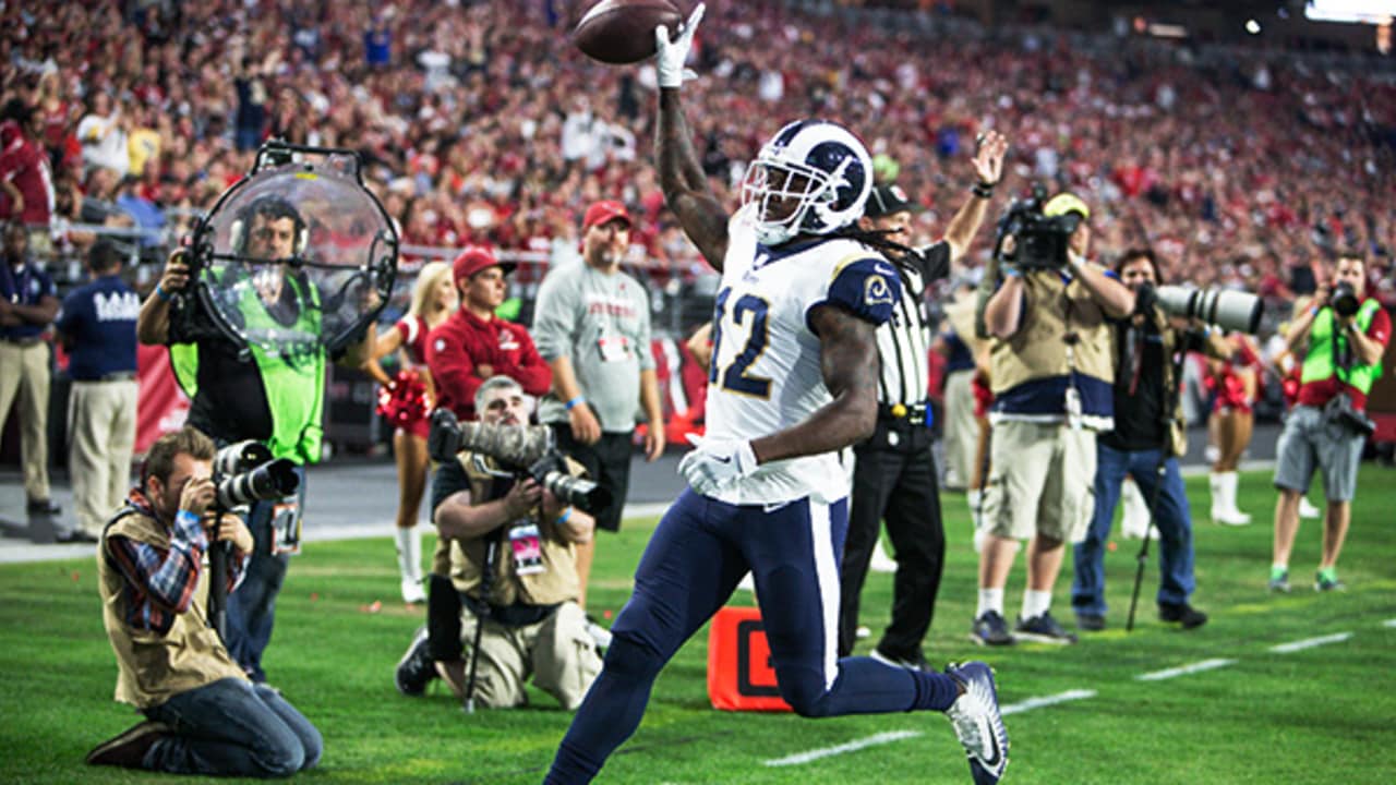 Rams Reach 9 Wins, Defeat Arizona 32-16