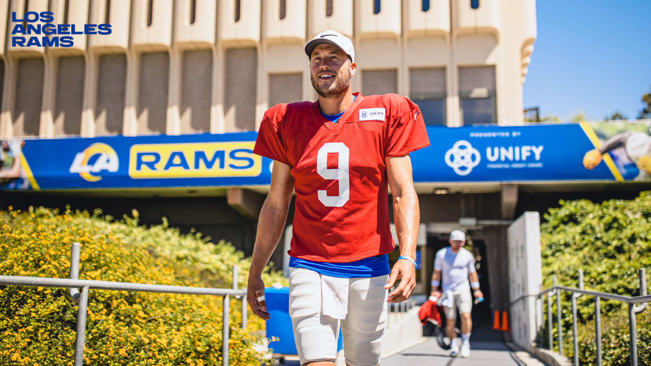Rams quarterback Matthew Stafford has contusion on right thumb but ...