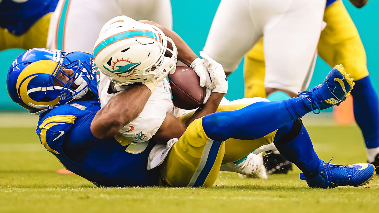 Aaron Donald drops Dolphins RB Malcolm Perry for massive loss