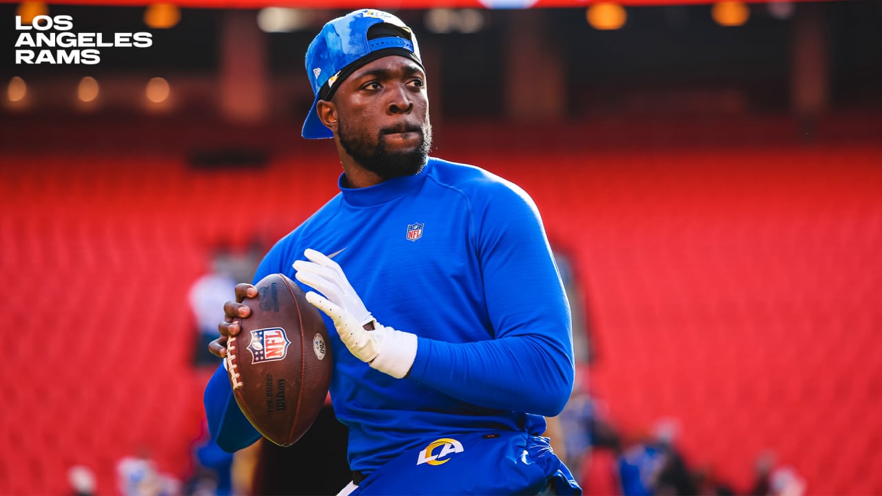 PREGAME PHOTOS: Bryce Perkins, Ernest Jones & more Rams players warm up ...