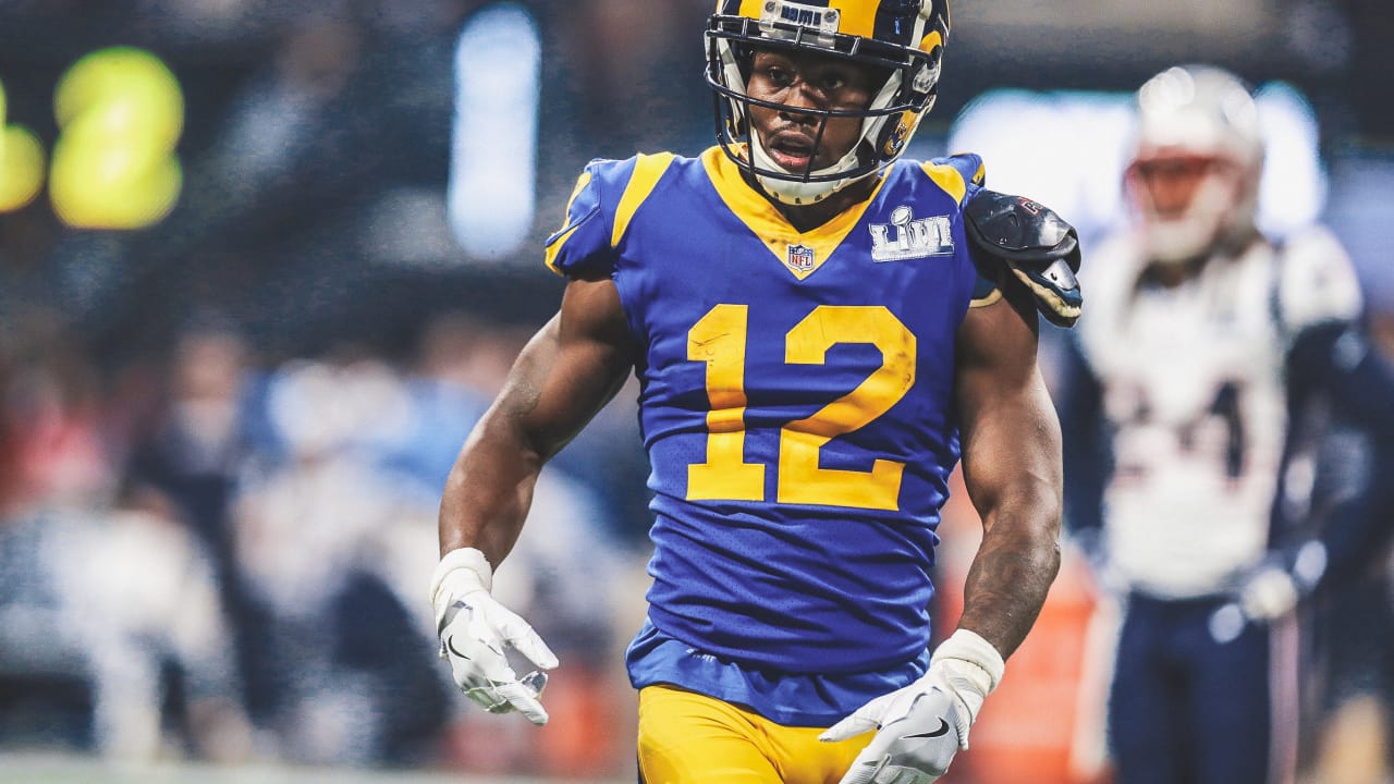 Goff drives throw to Cooks over the middle for 16 yards