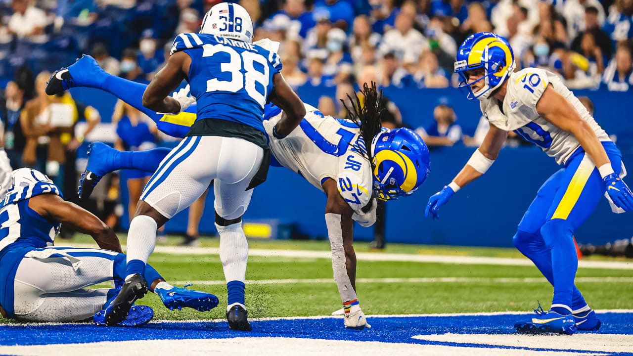 Highlights: Rams RB Darrell Henderson Jr. goes airborne for touchdown ...