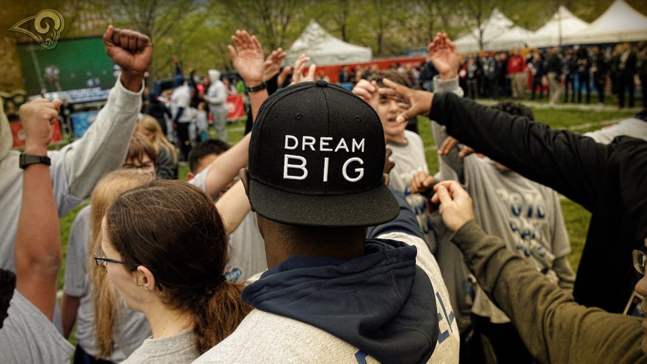 PHOTOS: NFL Draft PLAY 60