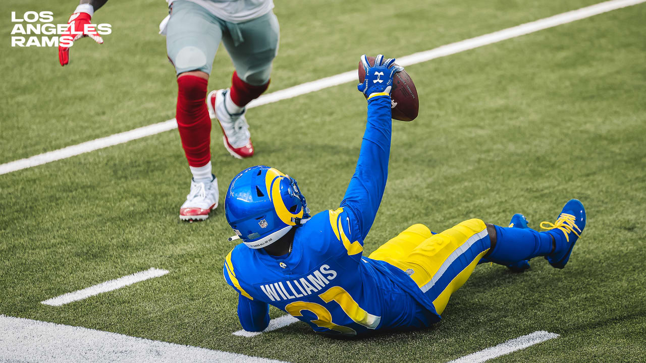 Los Rams aseguran el triunfo gracias a brillante jugada de Darious Williams