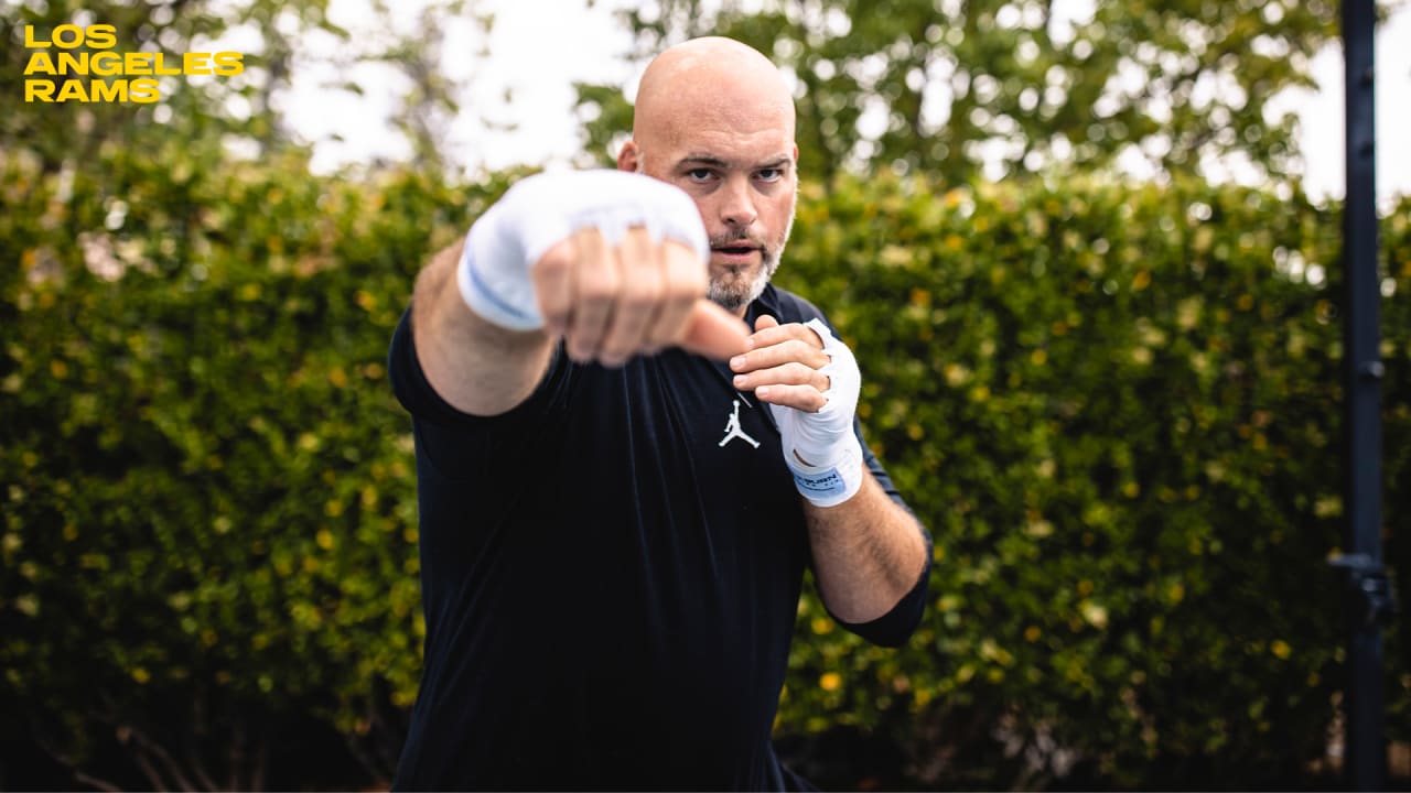 PHOTOS: Rams offensive line gets creative with individual workouts