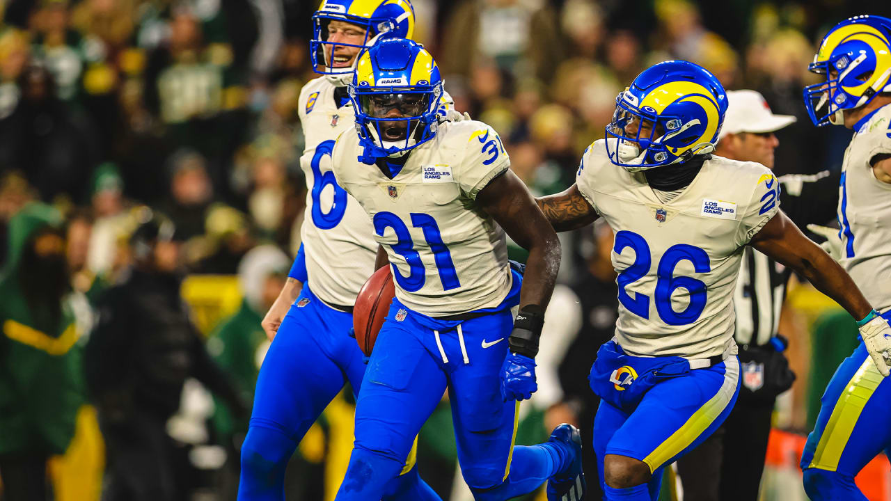 Highlights: Rams CB Robert Rochell catches Packers WR's muffed punt in ...
