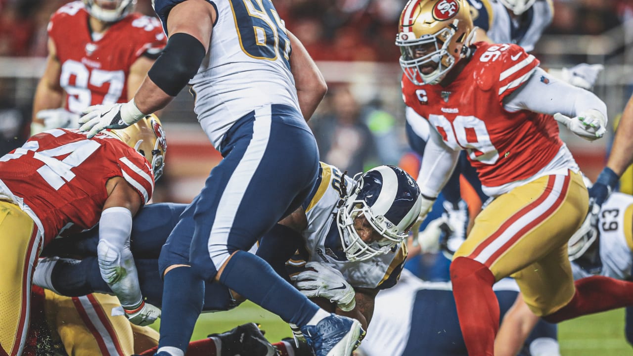 Todd Gurley caps Rams' 11-play drive with physical TD run