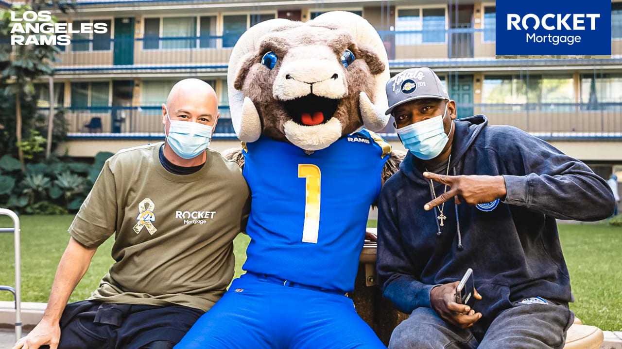 PHOTOS: Rams & Rocket Mortgage team up to refurbish dining hall at US ...