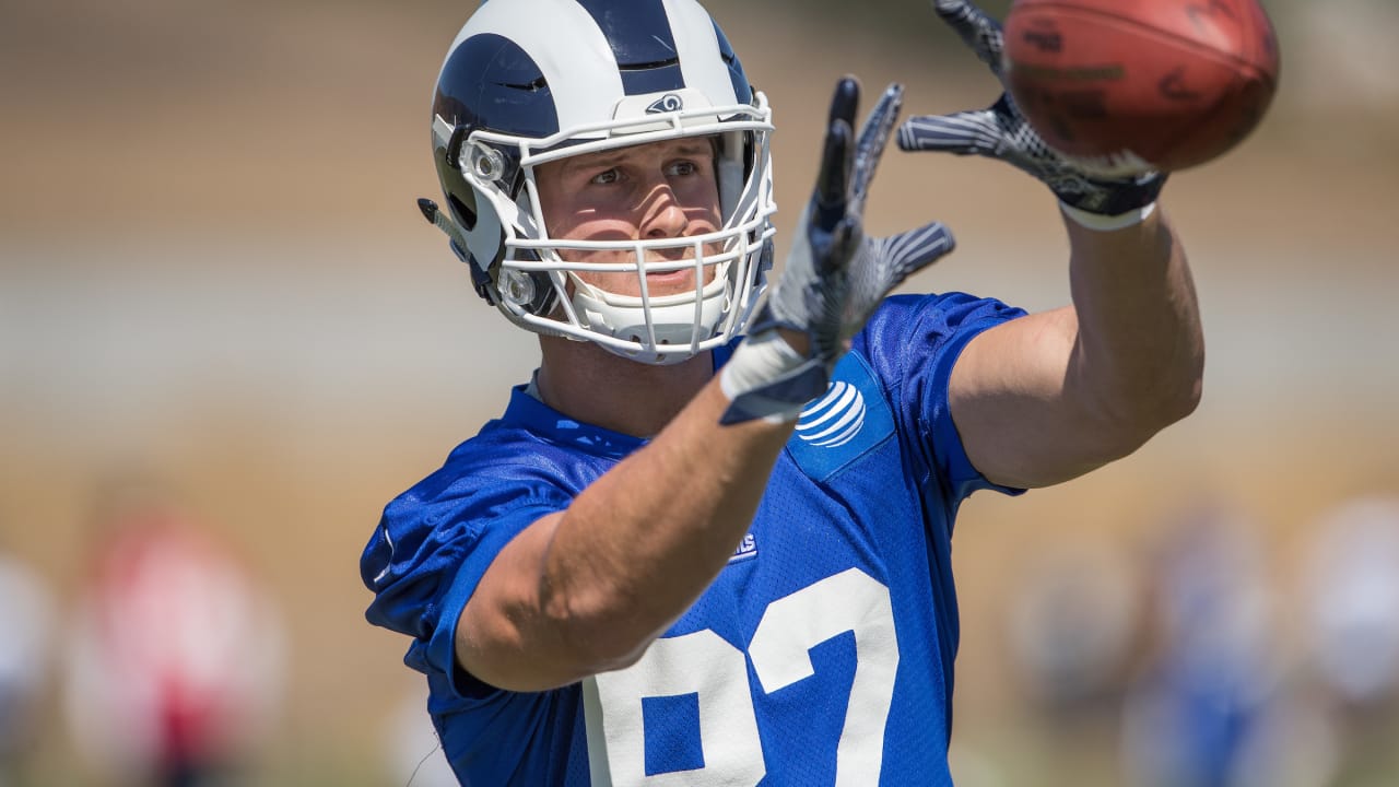 Rams Waive Tight End Johnny Mundt