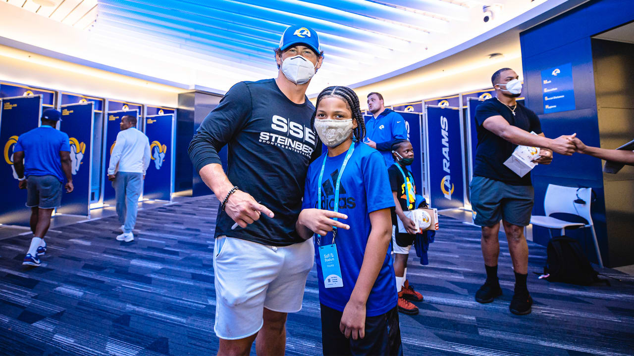 Rams rookies surprise Watts Rams kids at SoFi Stadium