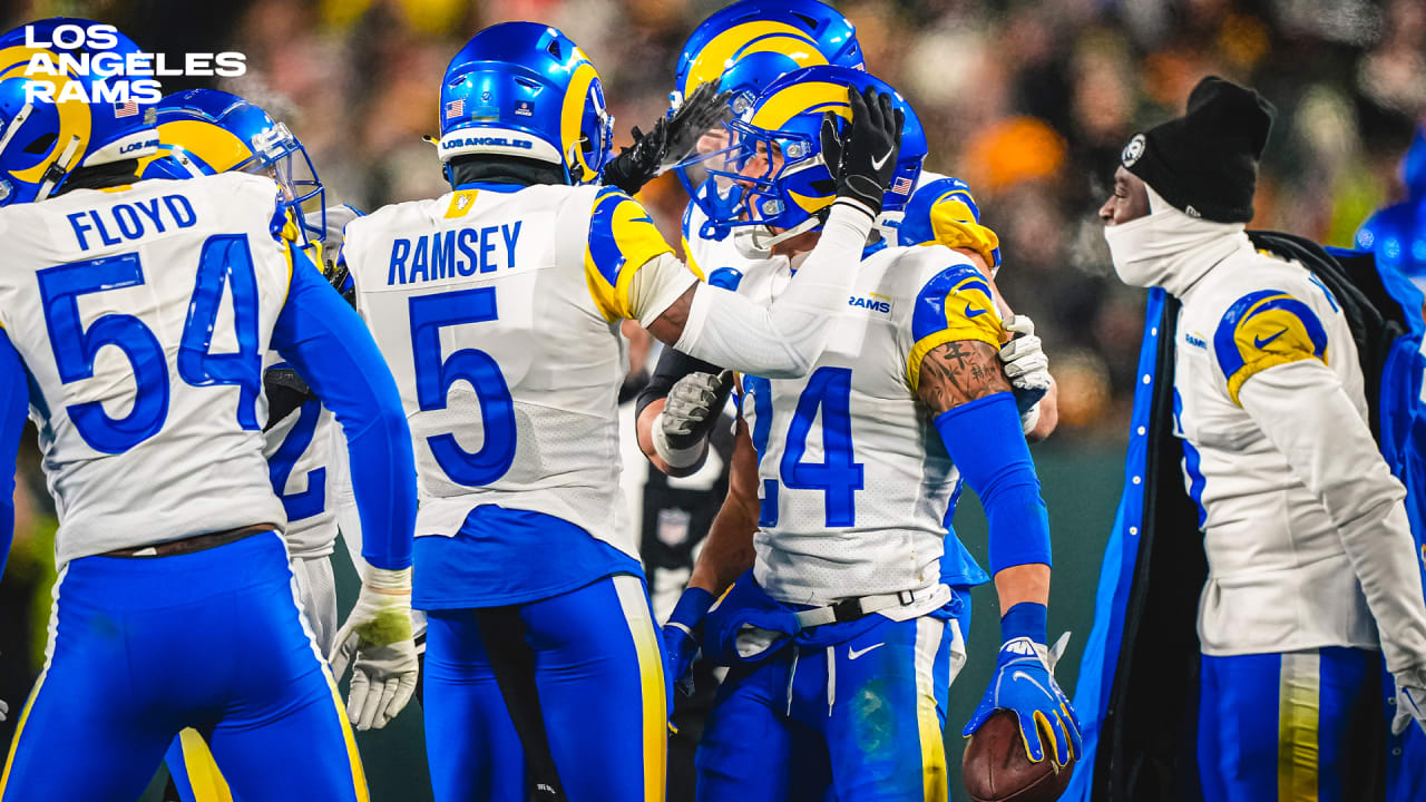 GAME PHOTOS: Rams vs. Green Bay Packers Week 15 at Lambeau Field on ...