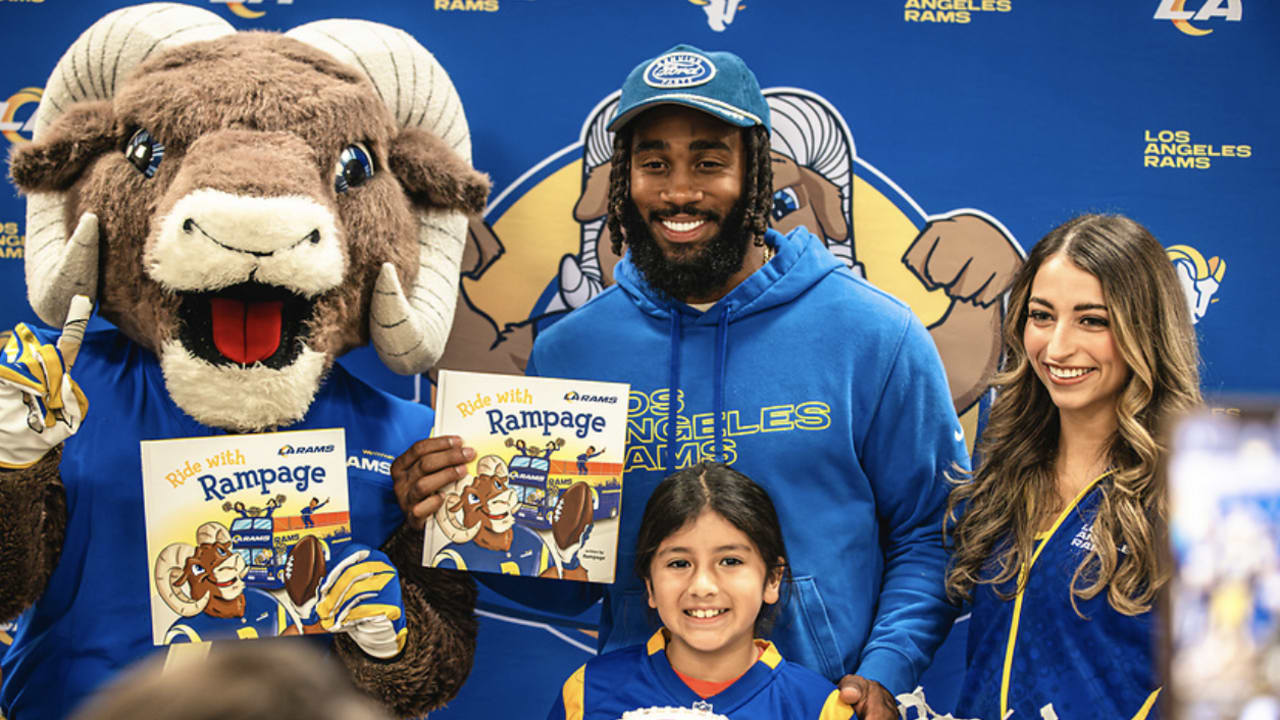 Rams safety John Johnson III excites students about reading at Rams ...