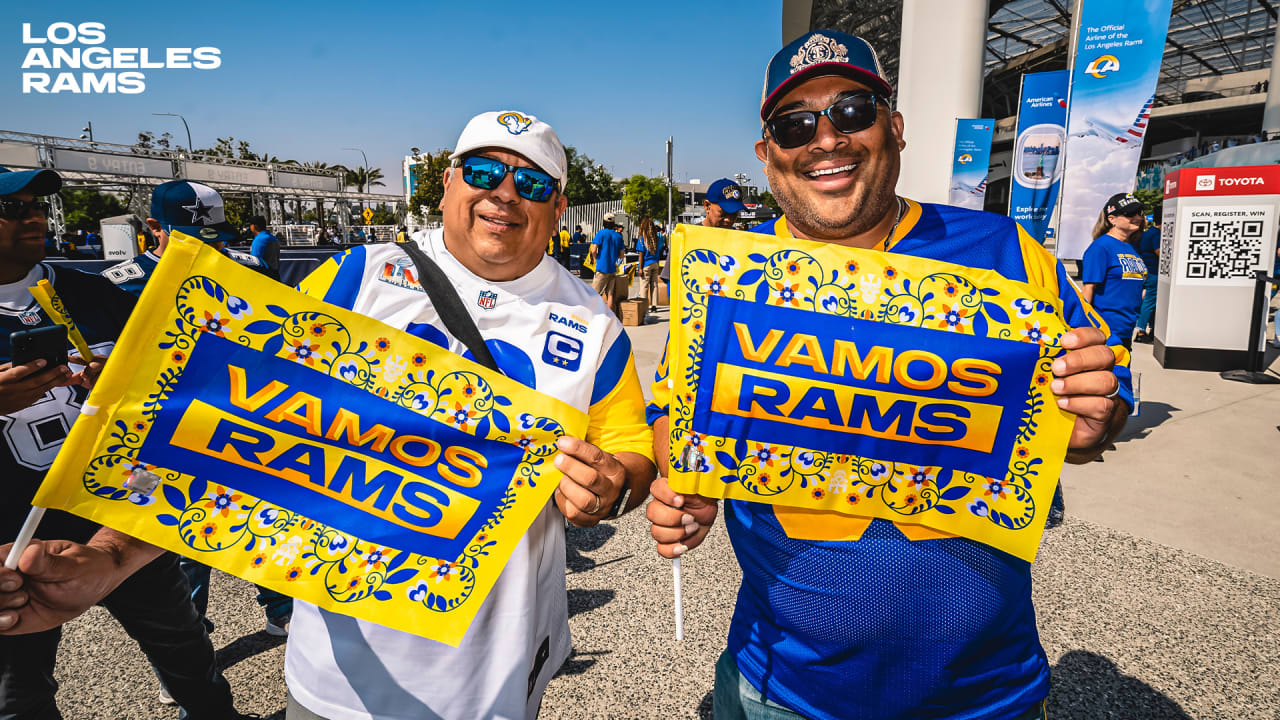 FAN PHOTOS: Best of Rams fans from Sunday's matchup against the Dallas ...