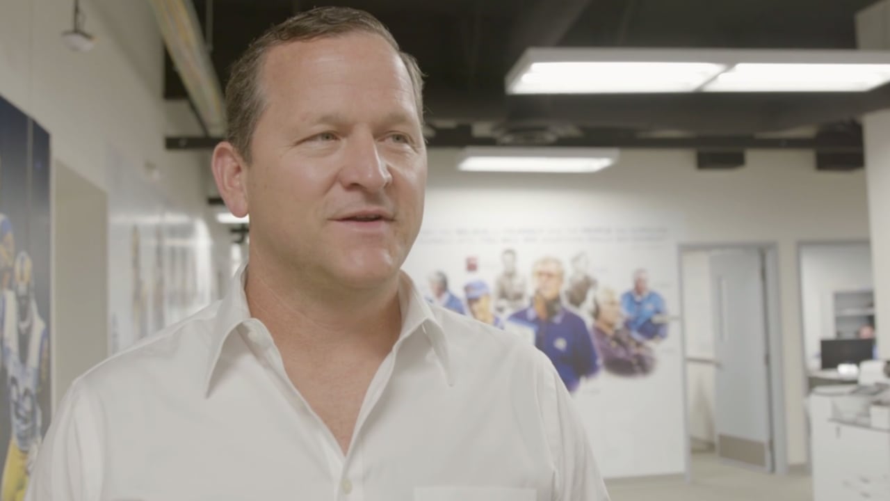 Linebacker Coach Joe Barry Comments on Ebukam