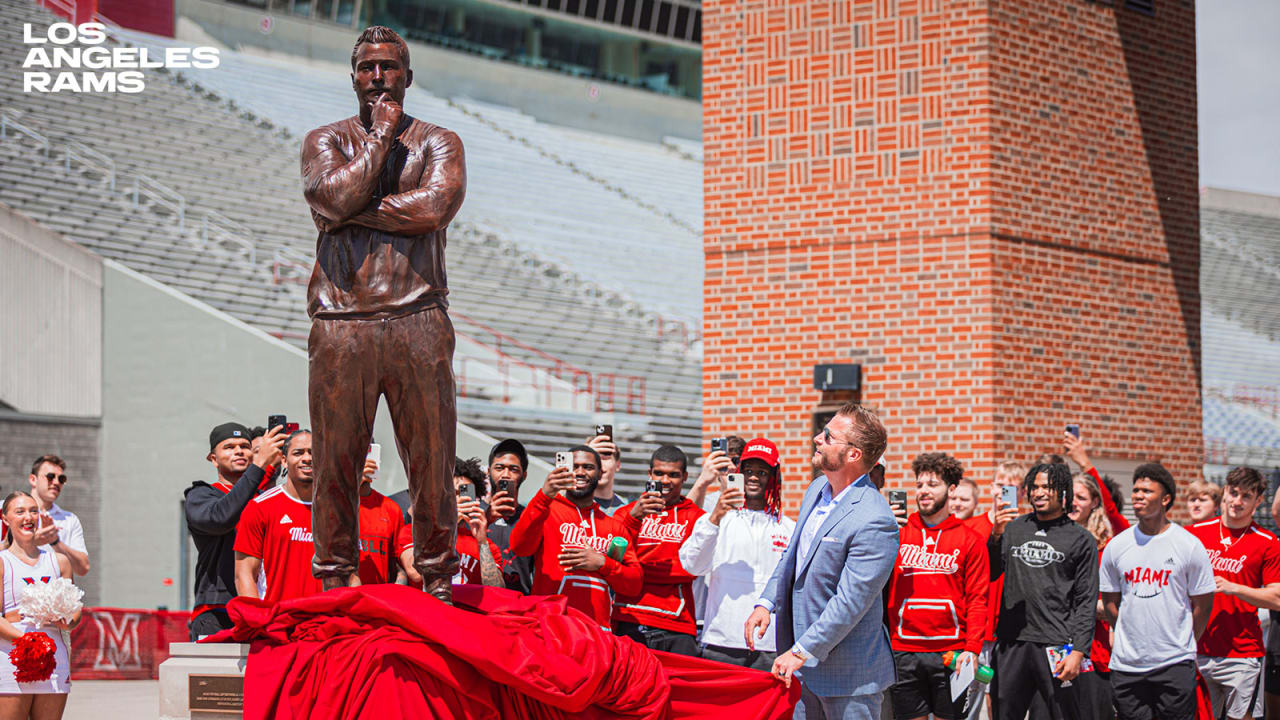 Miami (Ohio) unveils Sean McVay statue during induction into Cradle of ...