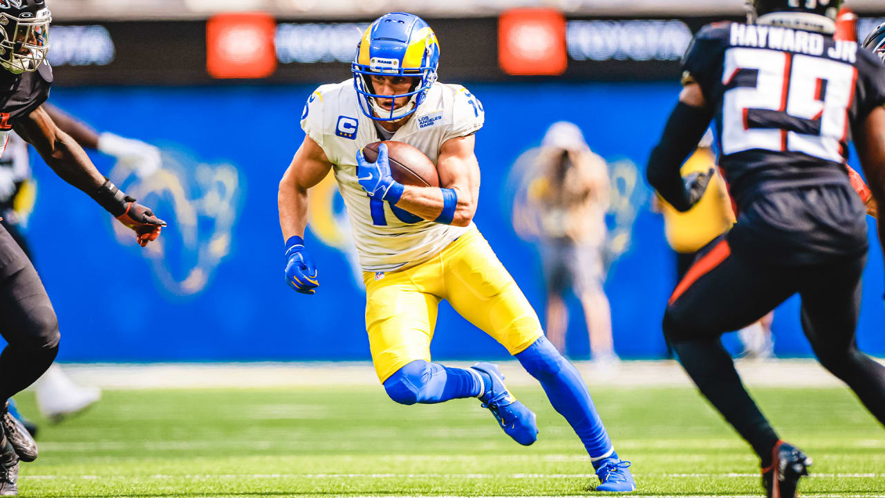 Los Angeles Rams wide receiver Cooper Kupp's spin move beats defender ...