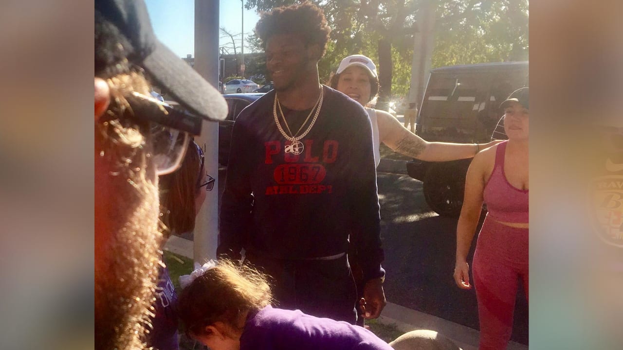 After Sunday’s Win, Lamar Jackson Pulled His Car Over to Sign ...