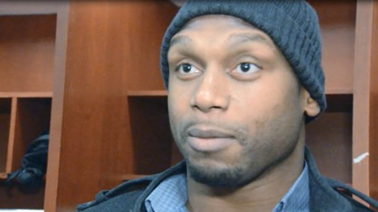 Daryl Smith Picks Off Philip Rivers