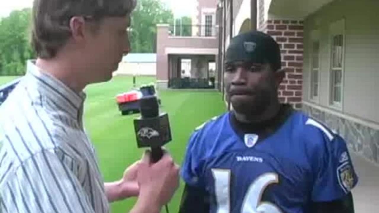 Yamon Figurs Exclusive at Special Teams Practice