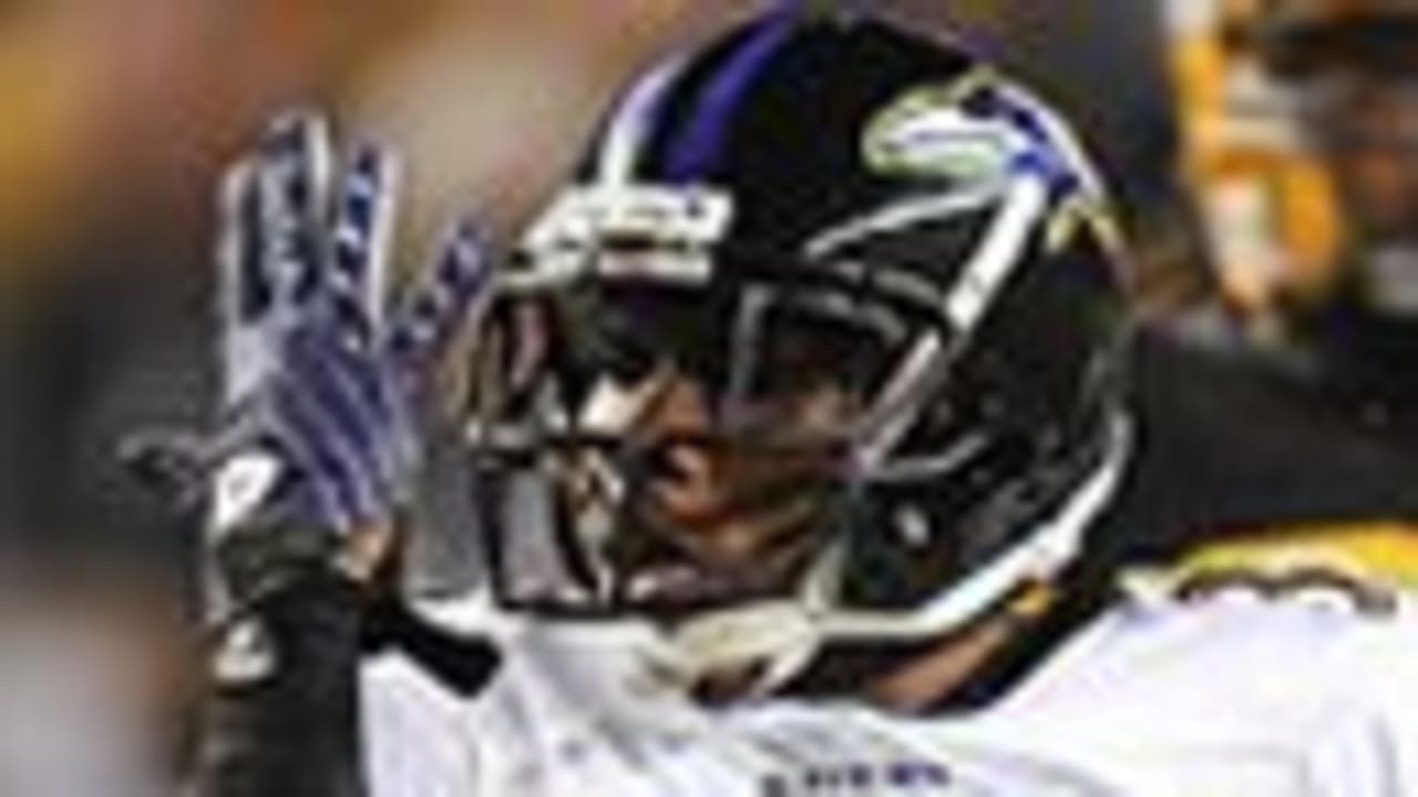 Ravens Sign Corey Ivy