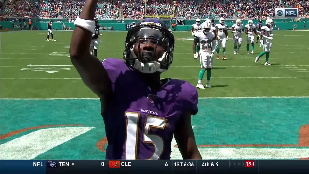 Highlight: 'Hollywood' Brown Scores TD on His First Catch