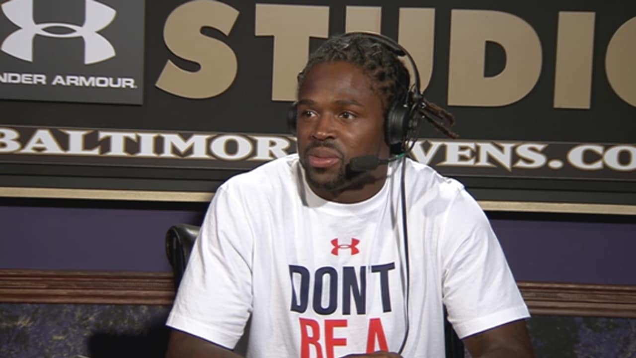 2012 One On One: T. Smith On Using Ipads To Study