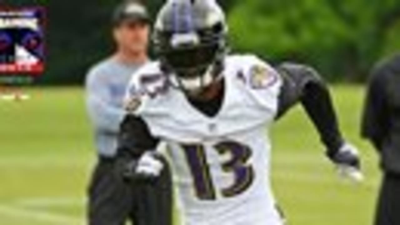 Cornerback Aaron Ross Tears Achilles, Done For Season