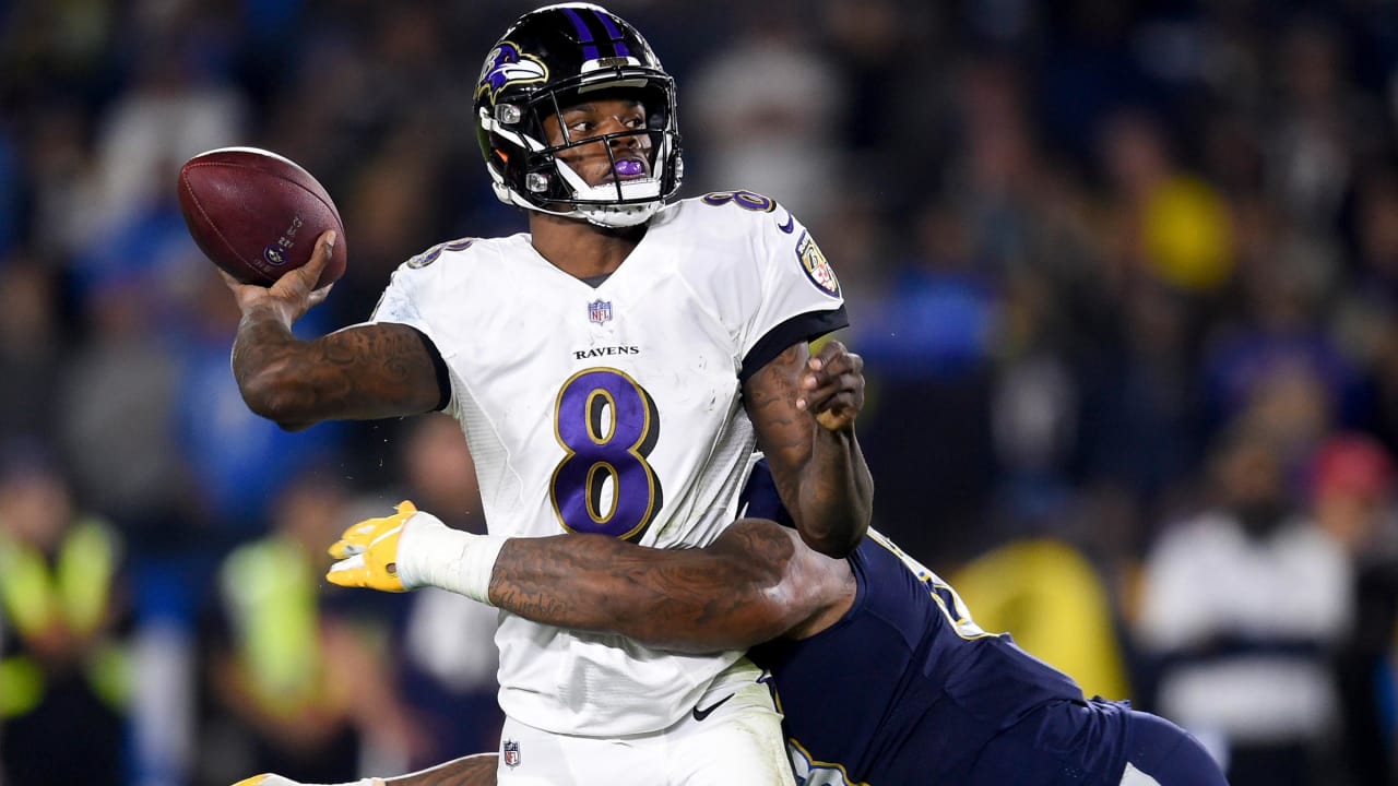 Highlights: Lamar Jackson's Best Plays vs. Chargers