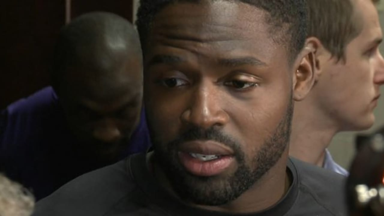 Locker Room: T.Smith, Proud Of Receivers