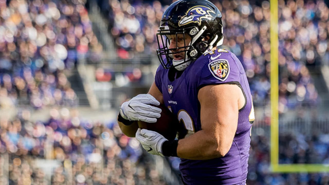 Converted Defensive Lineman Patrick Ricard Reacts to First Touchdown