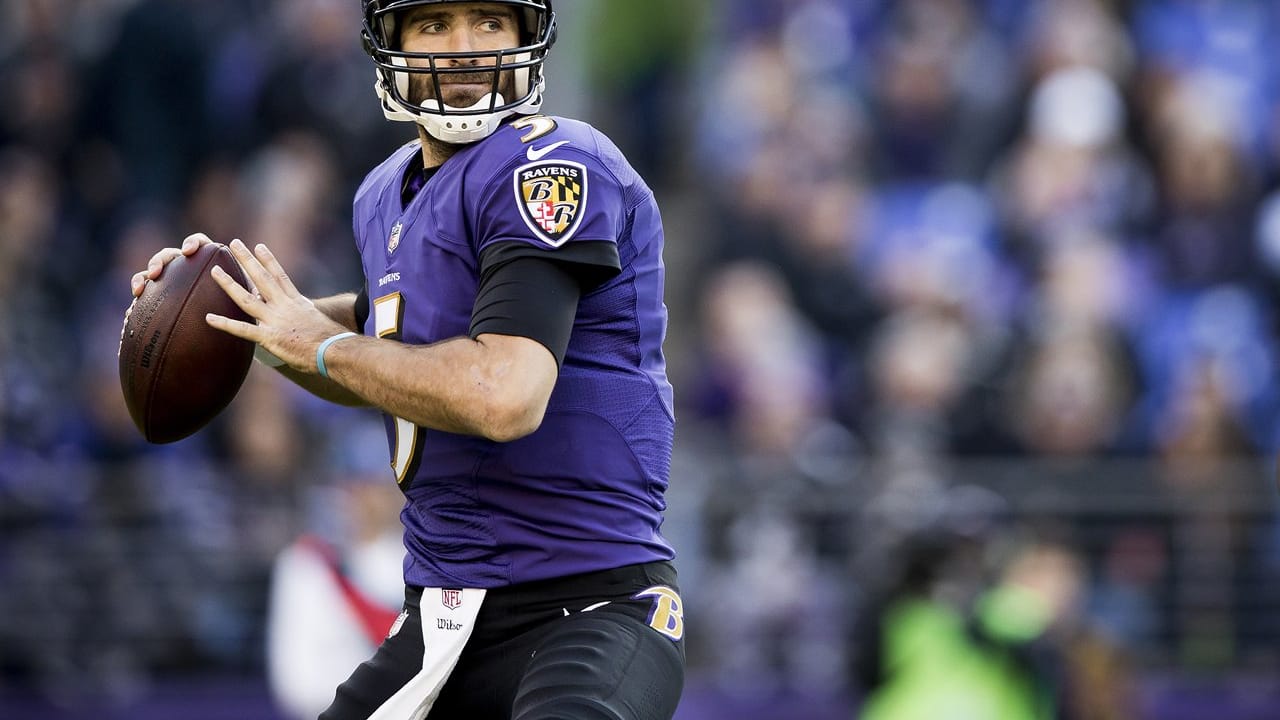 Current and Former Ravens at Play Like A Raven Clinics