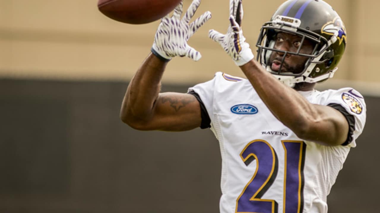 Lardarius Webb Having Best Camp in Years, Embracing His Role