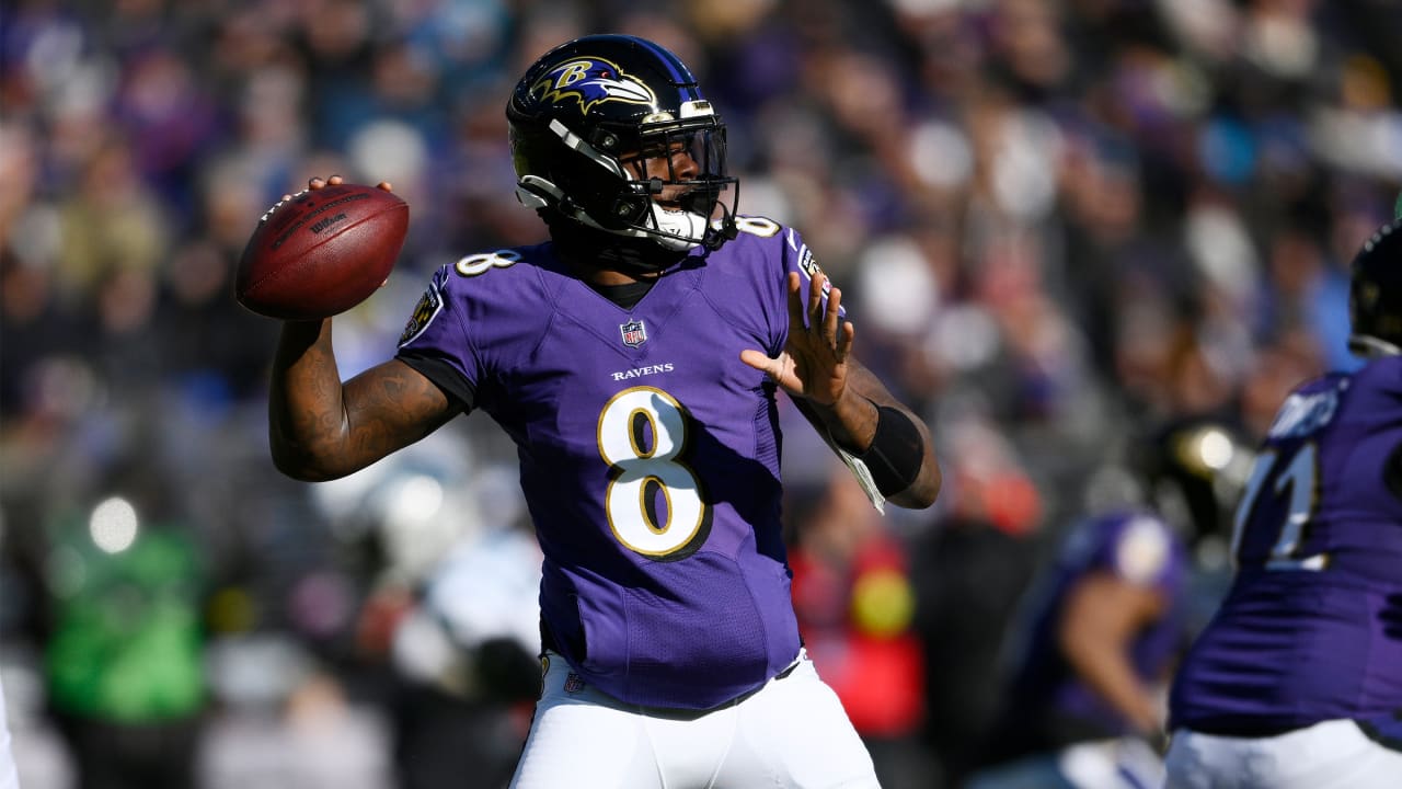 Lamar Jackson Finds Demarcus Robinson Open for Big Gain | Ravens ...