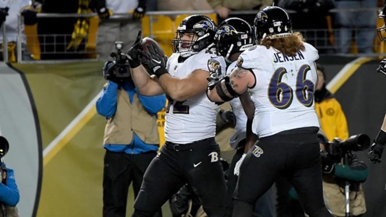 Highlight: Converted D-Lineman Project Pat Scores Another Touchdown