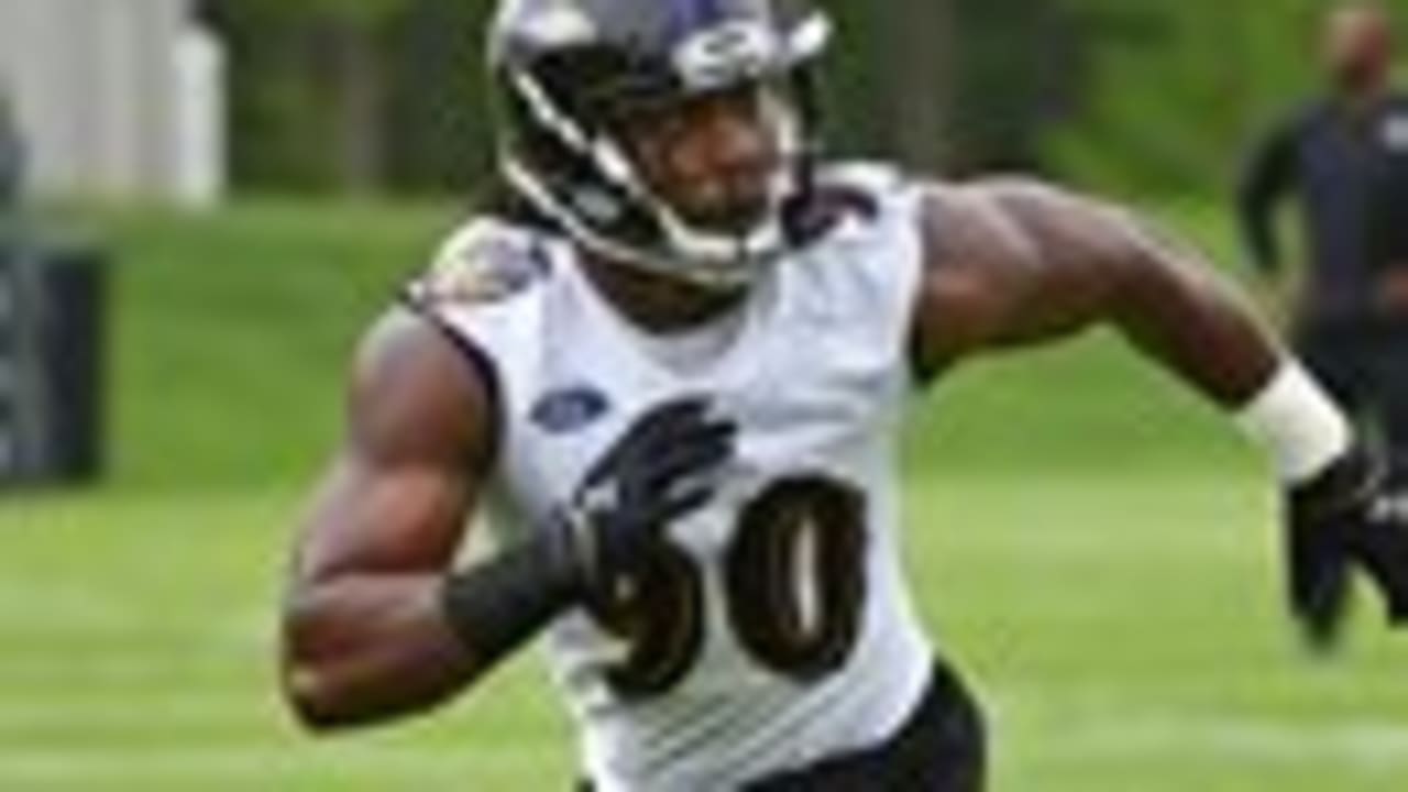 Player Profile: Za'Darius Smith's Trip From Basketball To Football