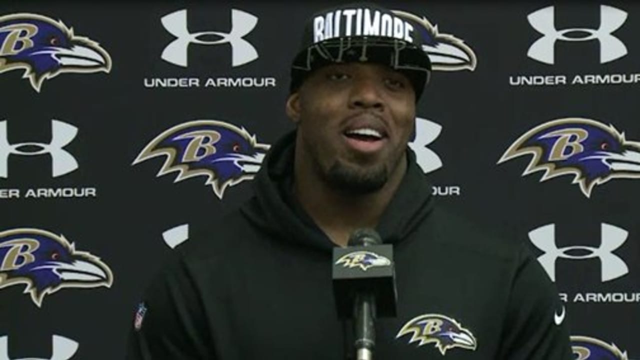 Suggs' Tongan Dance Needs Work, Says Ngata