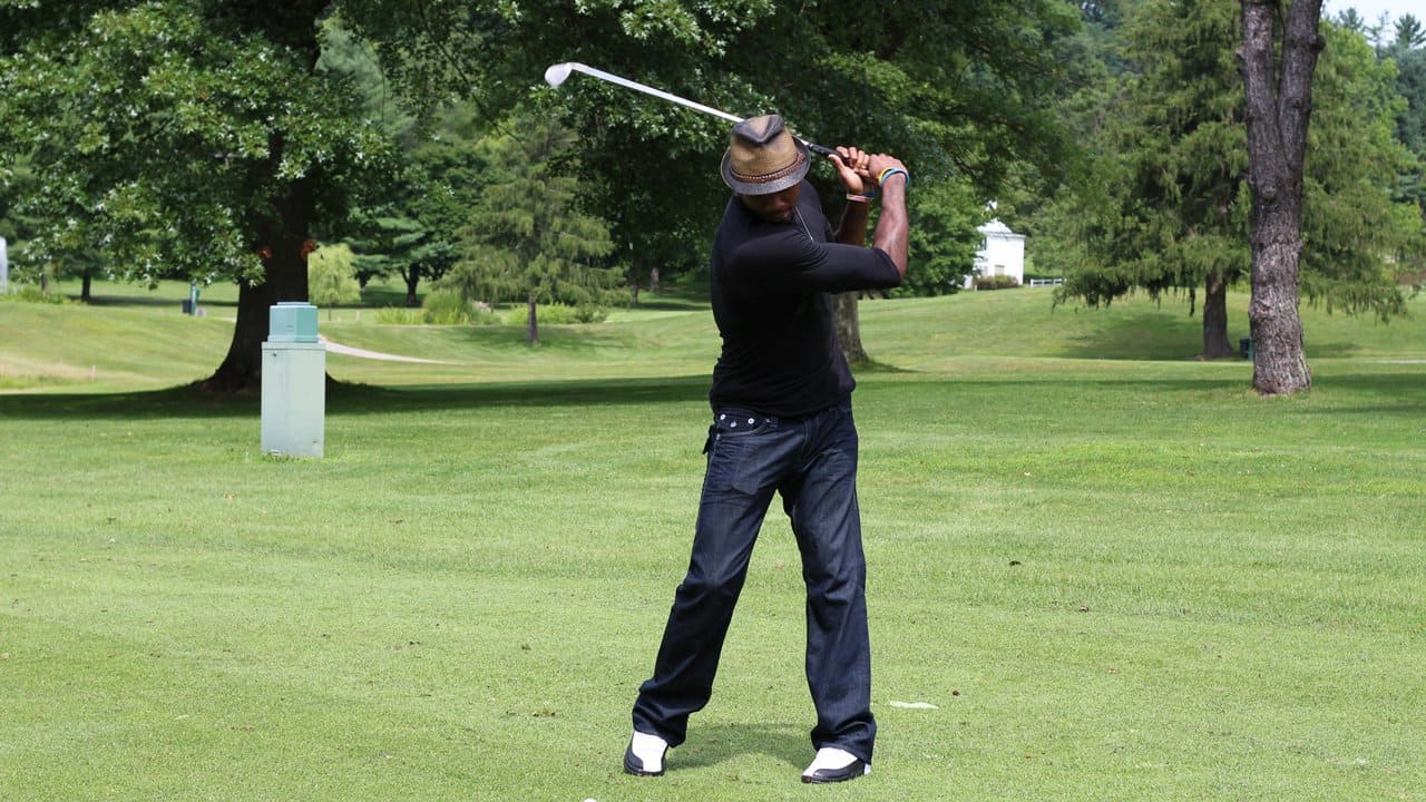 Watch: Jacoby Jones (Attempts To) Play Golf