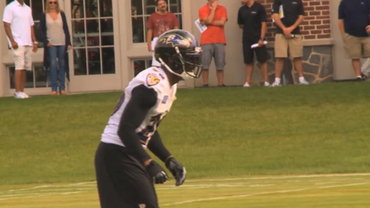 Huff Brings Noticeable Speed To Defense