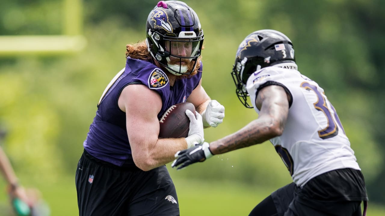 Bulked Up Hayden Hurst Is ‘On a Mission’ This Year